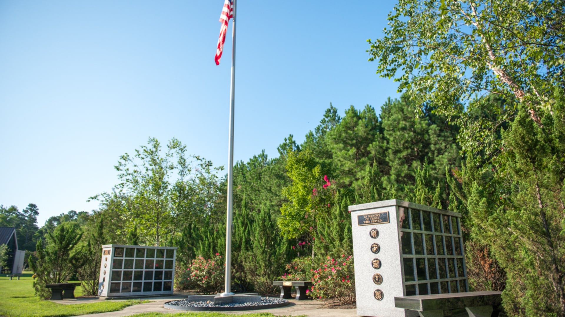 Gardens & Mausoleum - Mount Vernon Memorial Park Cemetery